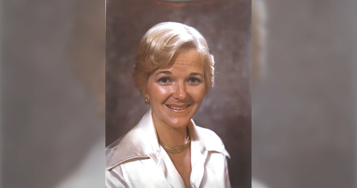 1f614db6d85b1abb4231298f5556859c_Carolyn_Cross.png